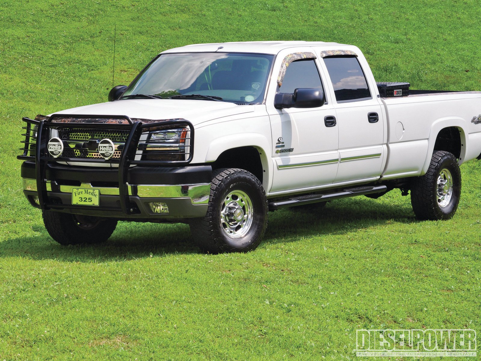 2004 Chevrolet Silverado 2500HD Duramax diesel engine 6600 V8 engine W ...